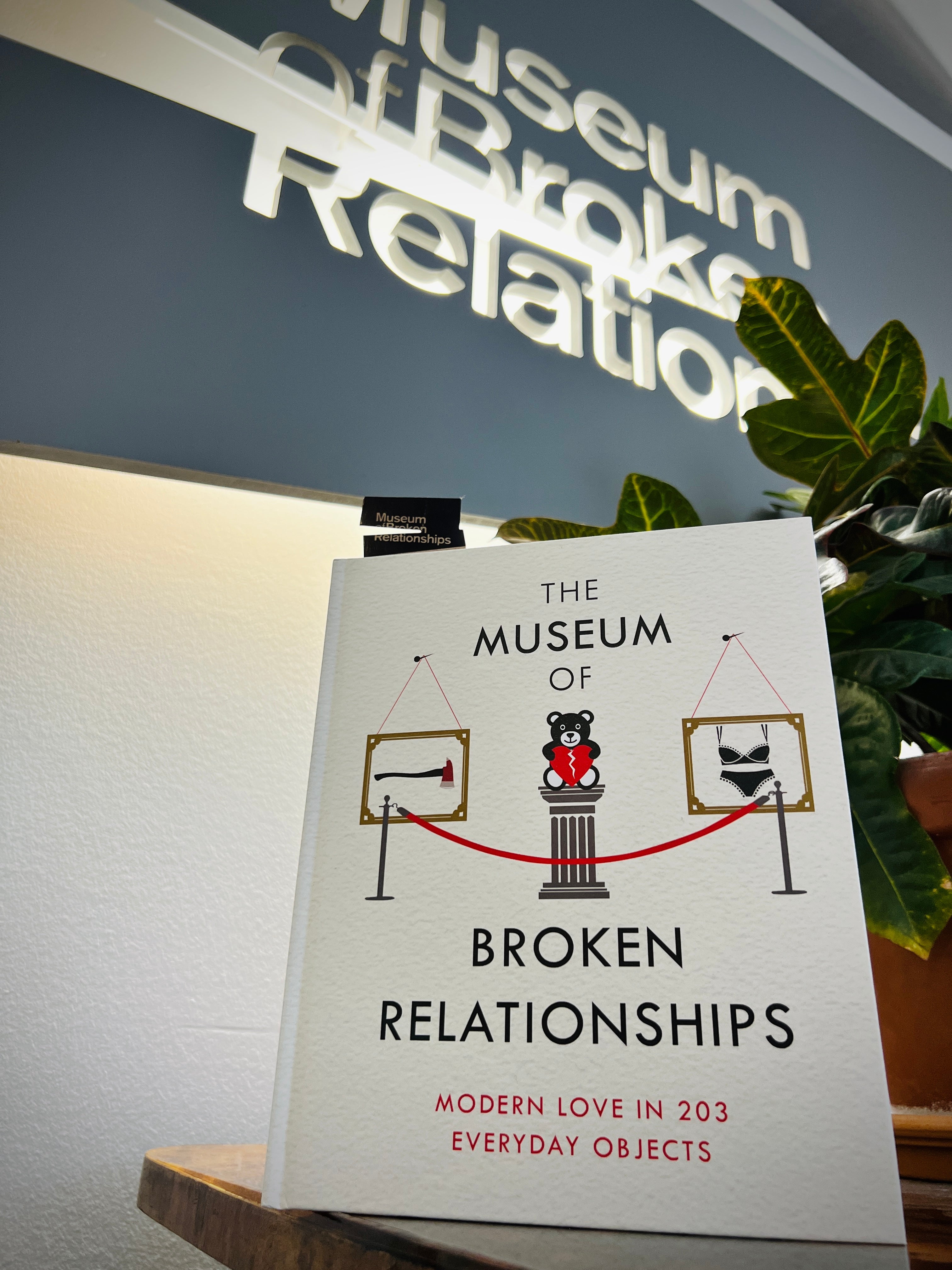 Book: The Museum of Broken Relationships